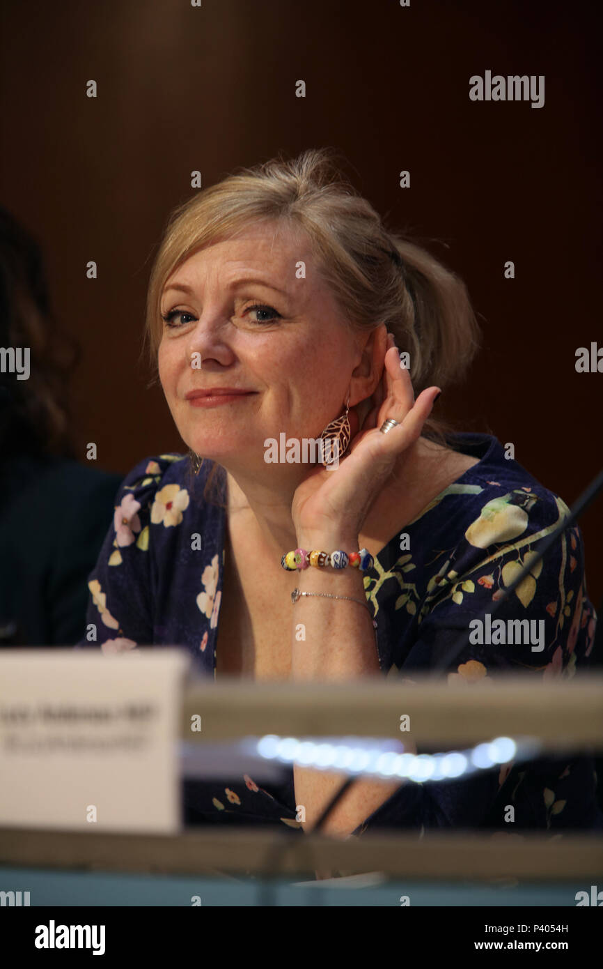 Tracy Brabin Stock Photos & Tracy Brabin Stock Images - Alamy