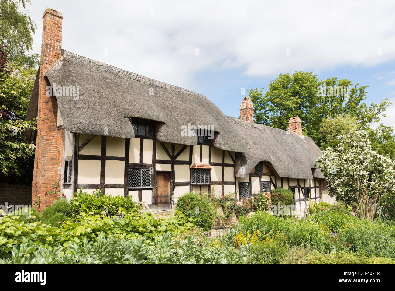 Shottery, Warwickshire, UK - June 18th 2018: Anne Hathaway's half ...