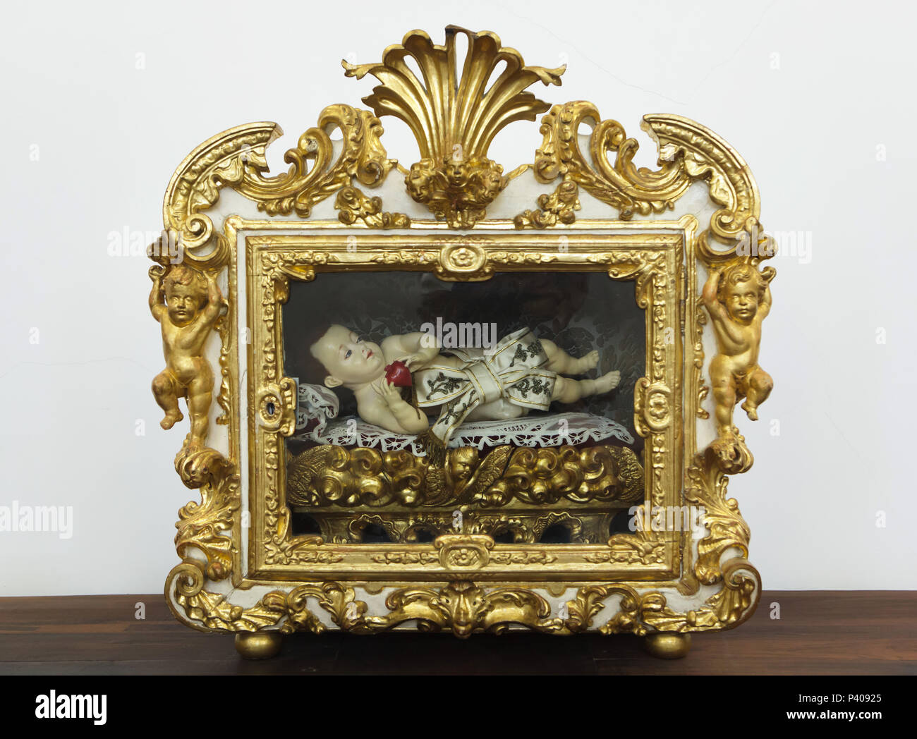 Infant Jesus. Baroque polychrome wooden statue dated from the 18th ...