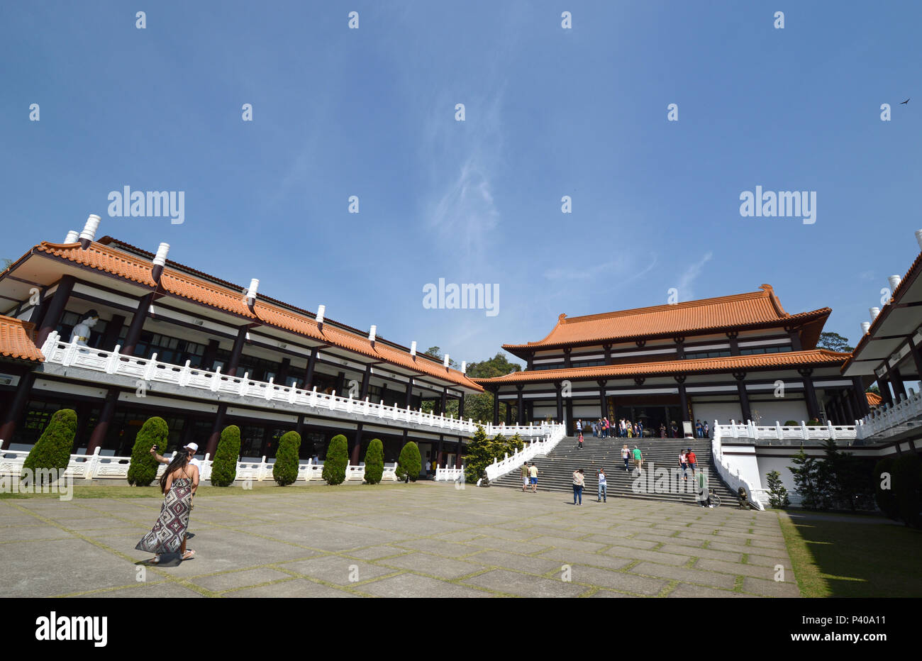 Templo Budista Zu Lai - monastério, em Cotia - SP Stock Photo - Alamy Templo Budista Zu Lai - monastério, em Cotia - SP Stock Photo - Alamy