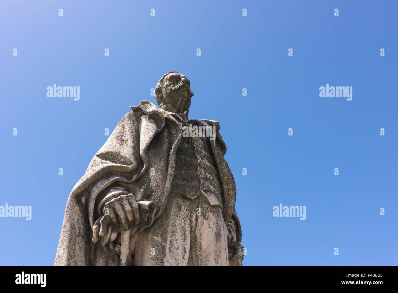 Porto statue hi-res stock photography and images - Alamy