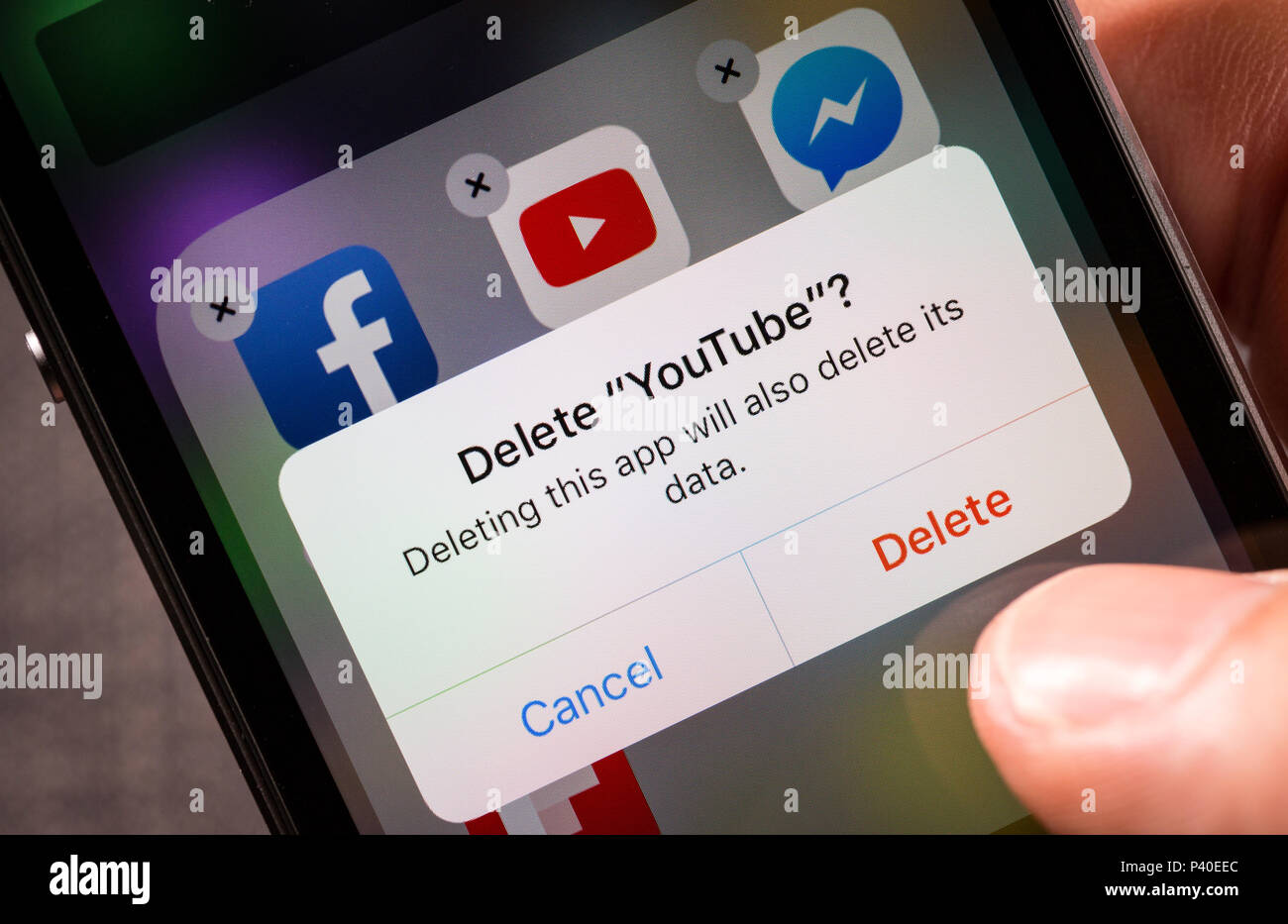 Removing youtube hi-res stock photography and images - Alamy