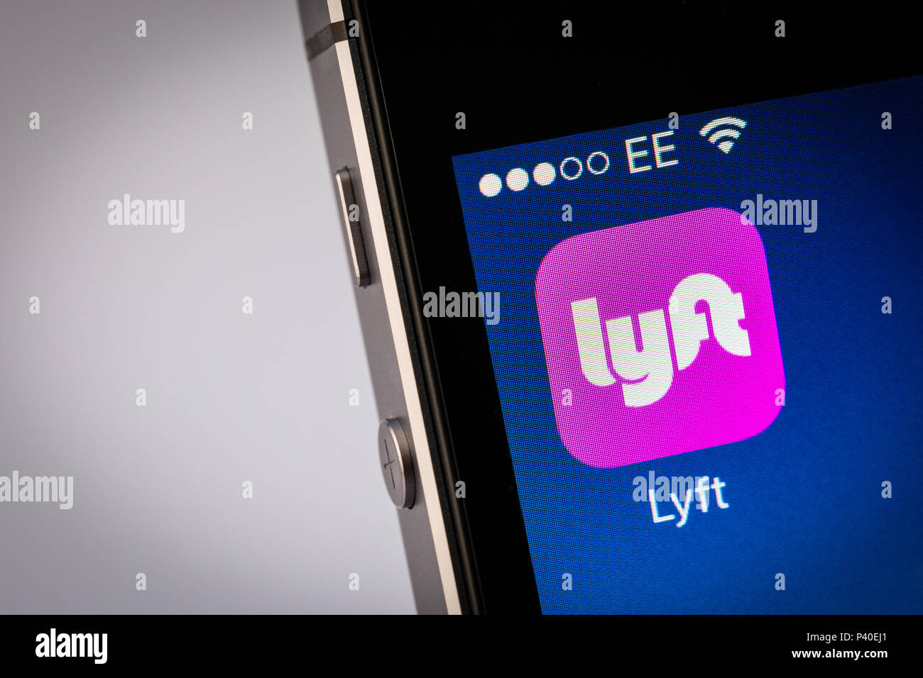 Lyft app hi-res stock photography and images - Alamy
