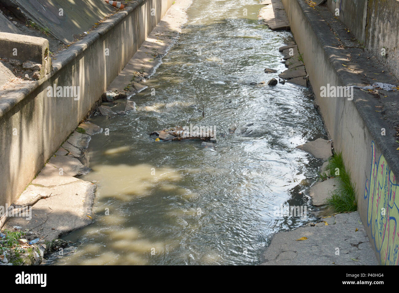 Canalizado hi-res stock photography and images - Alamy