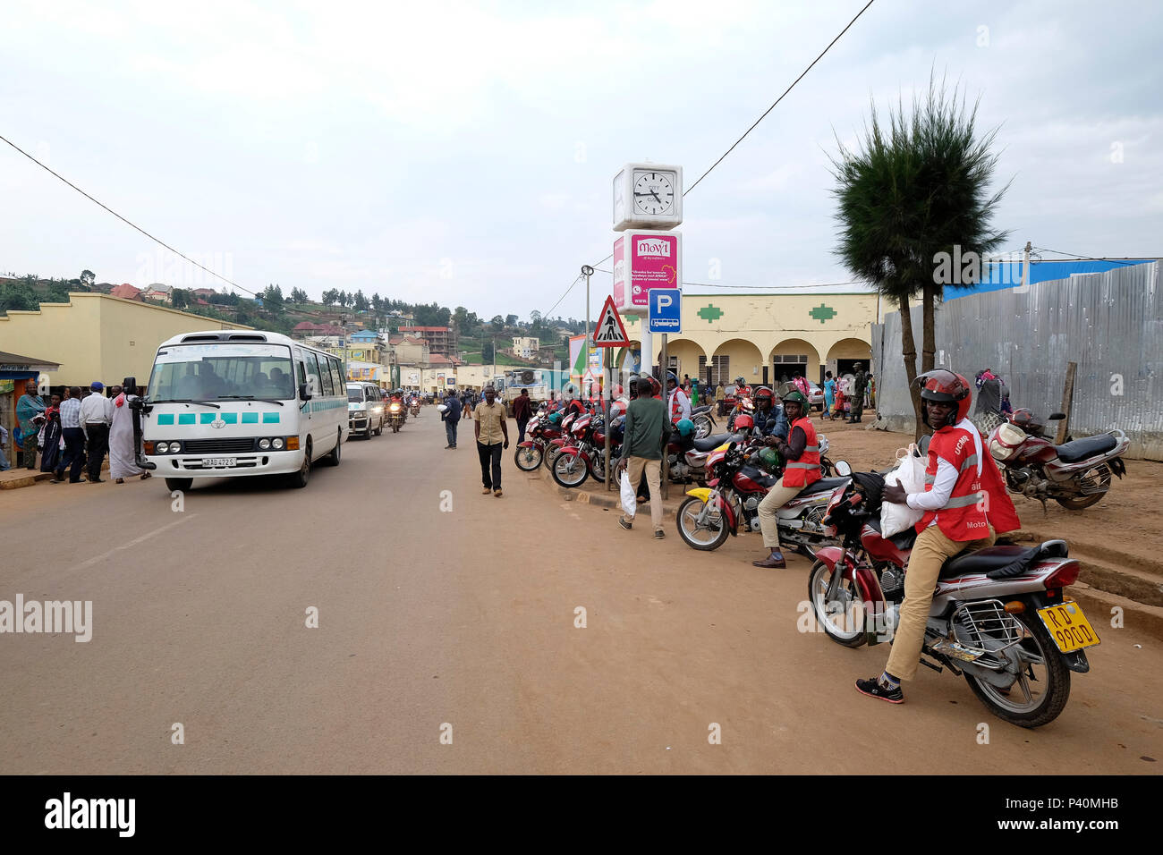 Rwanda, Cyangugu, daily life Stock Photo - Alamy