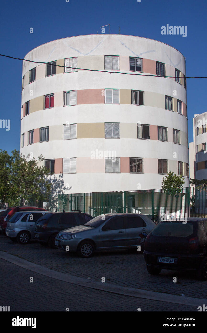 Edificios em formato cilindricos em São Paulo Stock Photo - Alamy