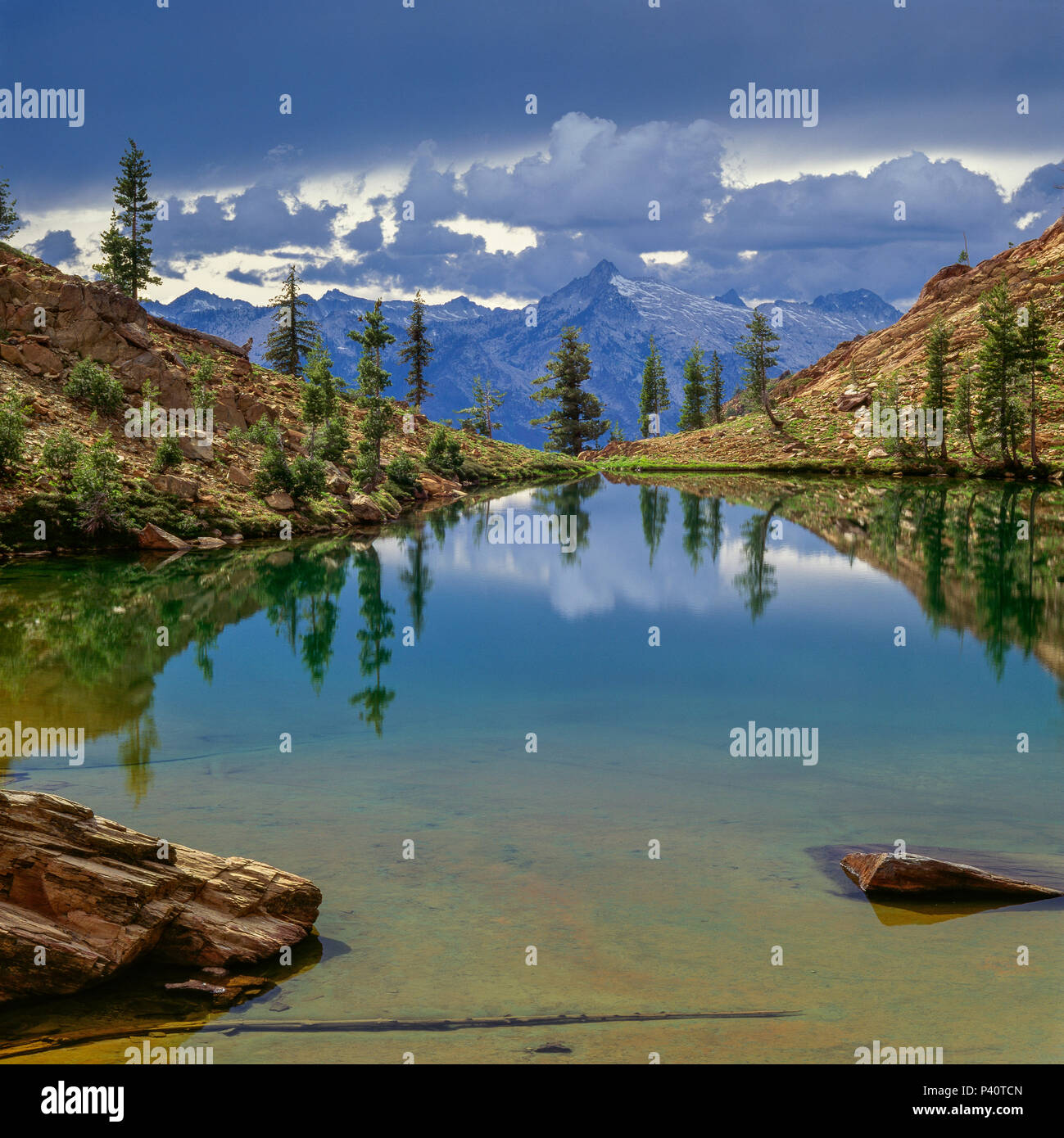 Dead mountains wilderness area hi-res stock photography and images - Alamy
