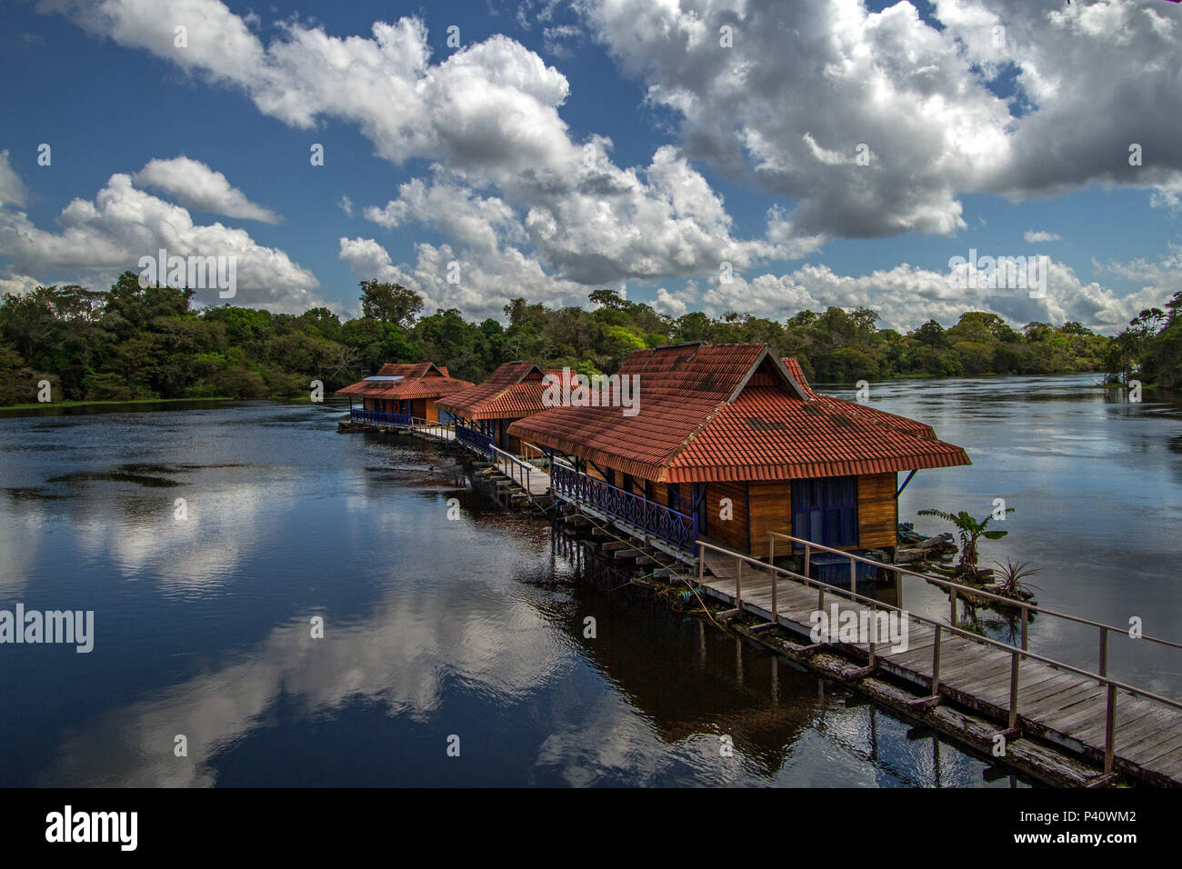 Uarini - AM Pousada Pousada Uacari Canal do Rio Japurá Reserva ...