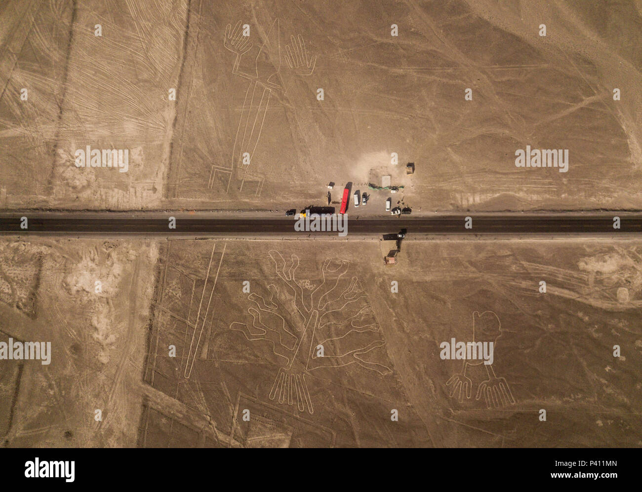 Conjunto de geoglifos antigos chamados de Linhas de Nazca ou Nasca ...