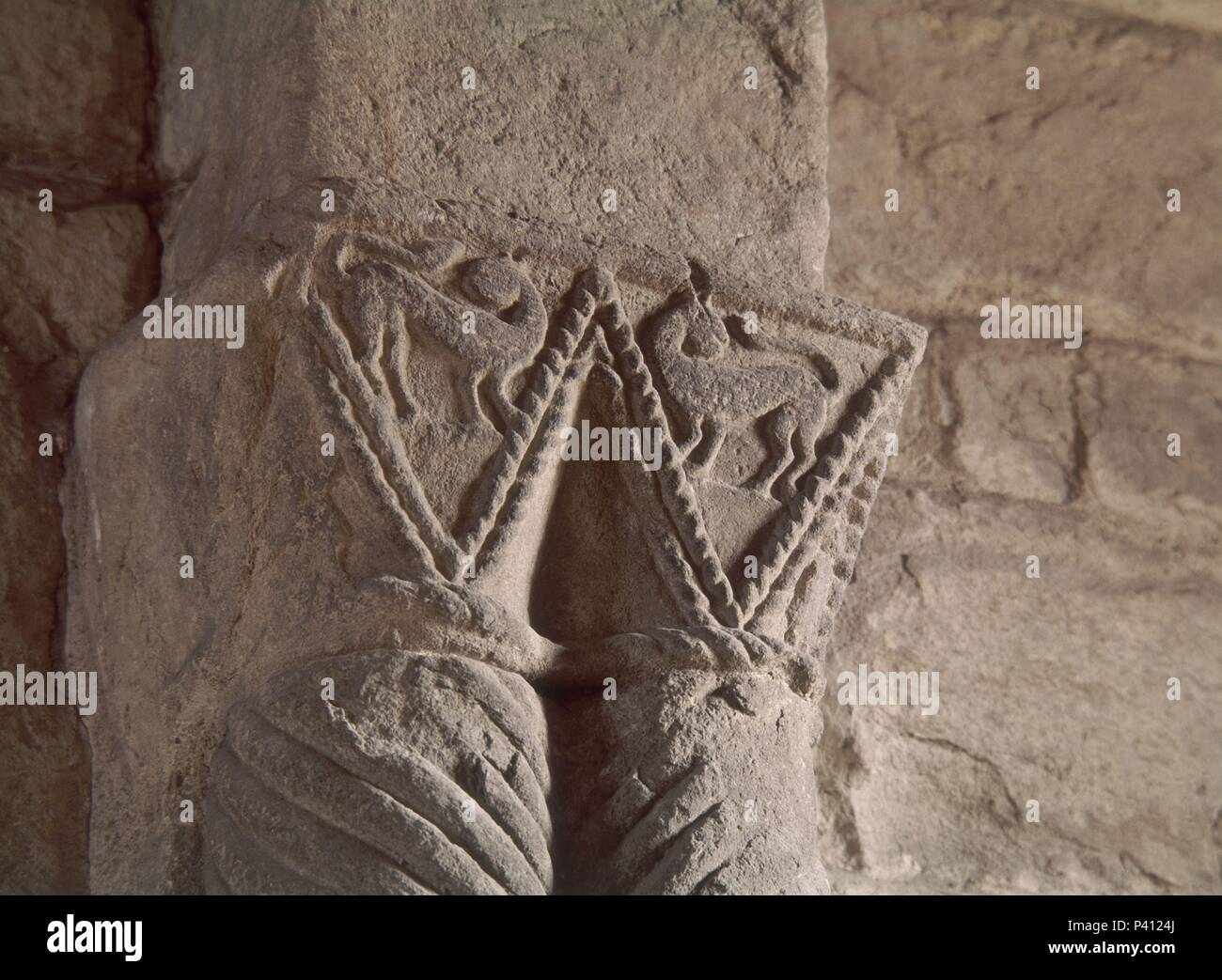 CAPITELES PRERROMANICOS DE LA ERMITA DE SANTA CRISTINA DE LENA - SIGLO ...