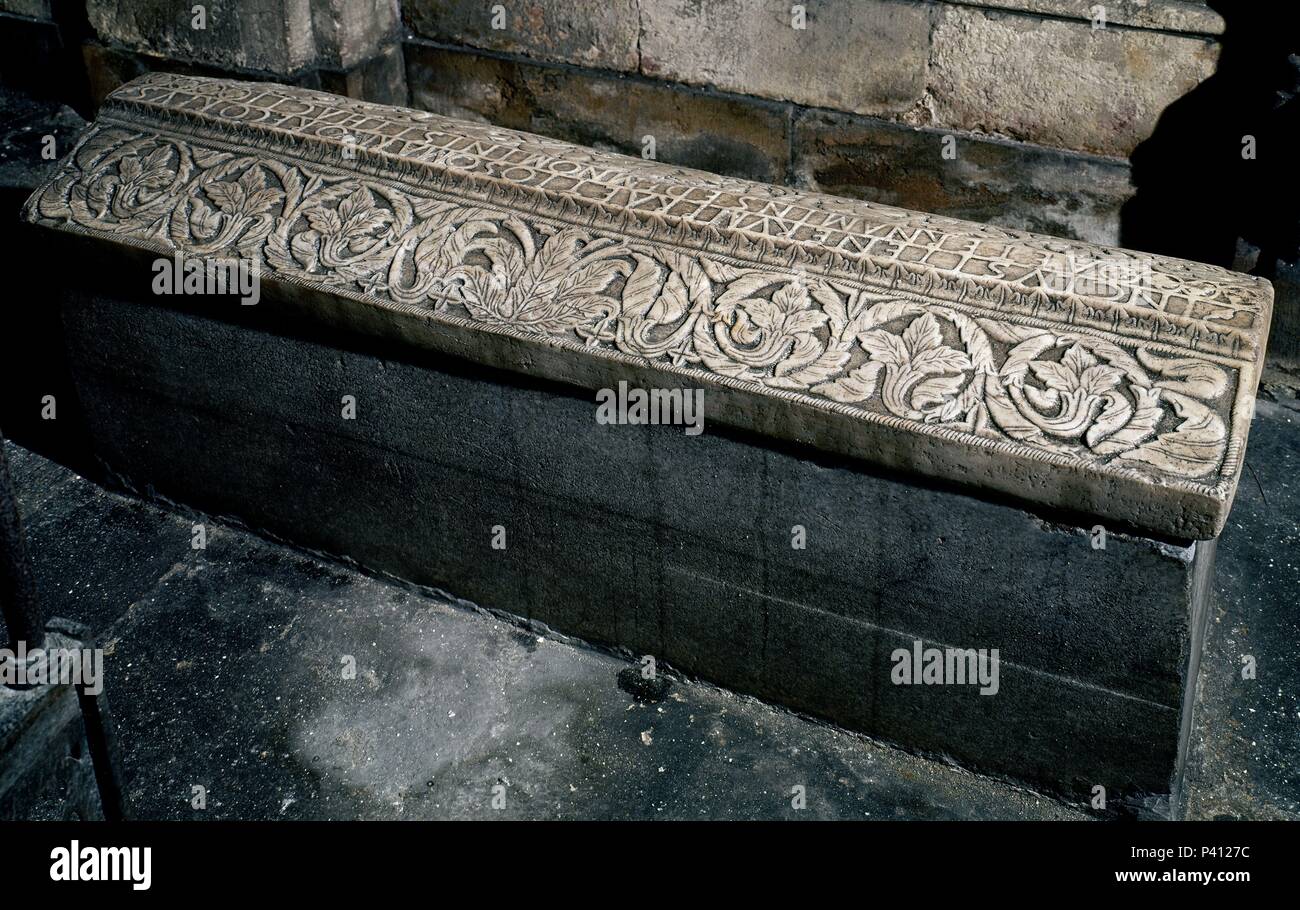 Sarcophagus of ithacus hi-res stock photography and images - Alamy