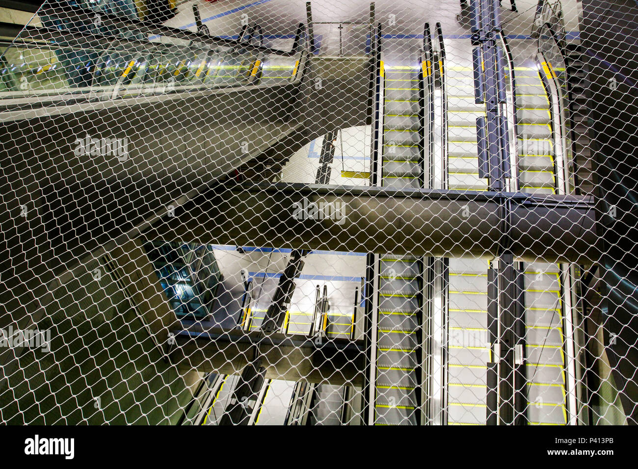 Redes de metro hi-res stock photography and images - Alamy