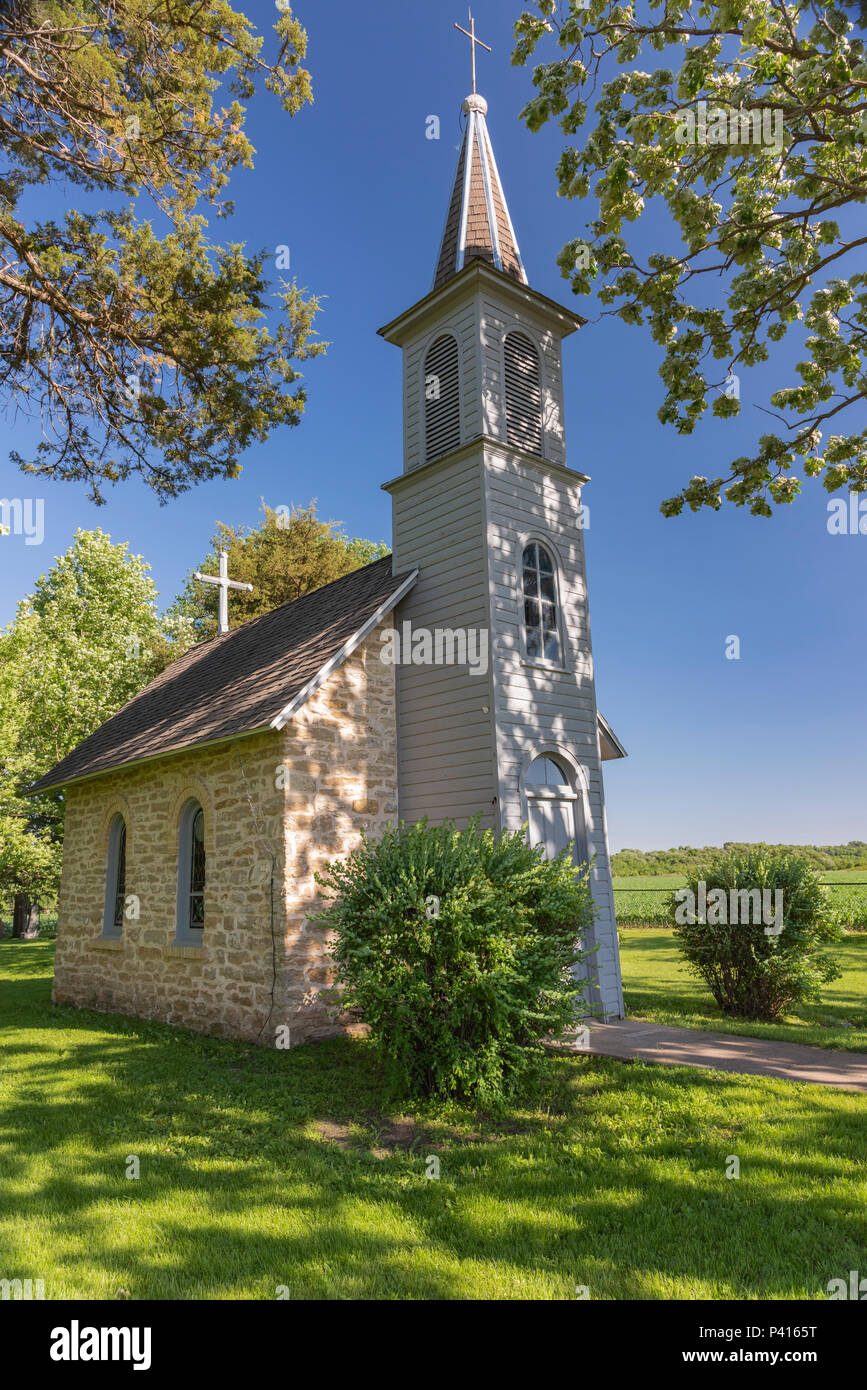 The smallest church in the United States in rural Iowa Stock Photo - Alamy