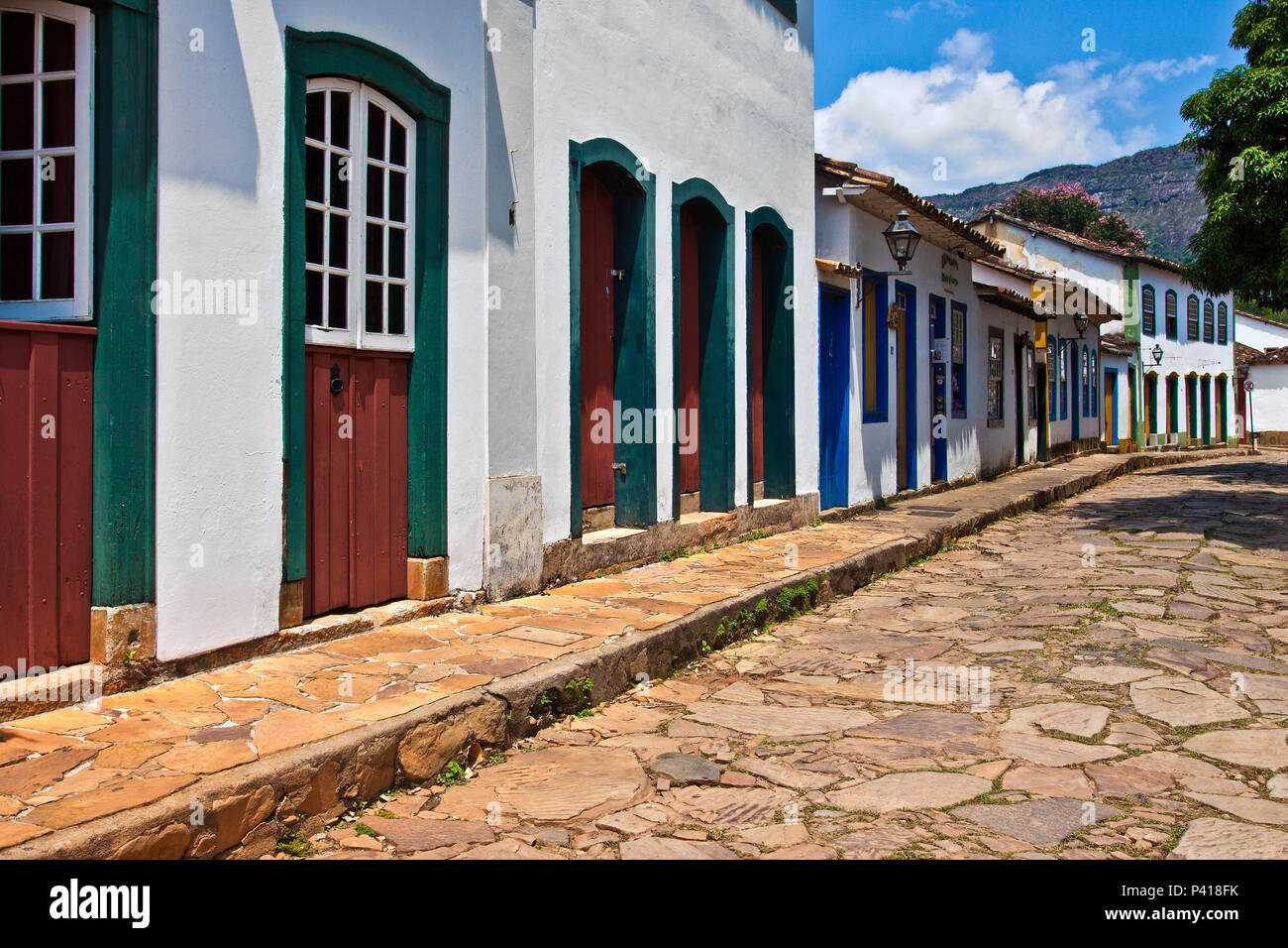 Tiradentes - MG Centro Histórico Cidade Histórica rua rua de pedras rua ...