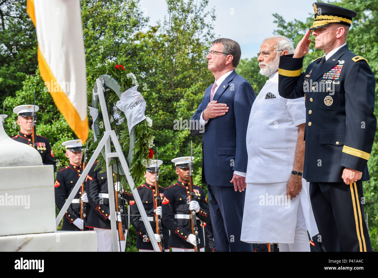 Secretary of Defense Ash Carter takes part in a wreath-laying ceremony ...