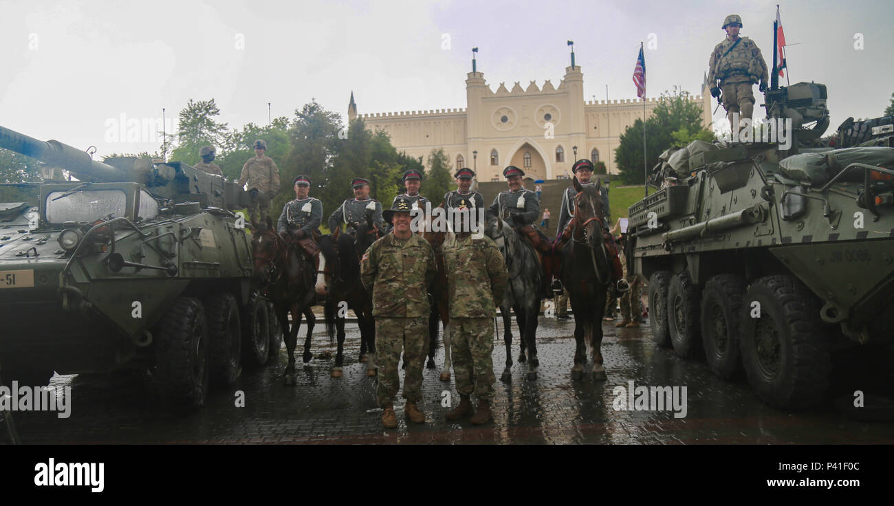 U.S. Army Lt. Col. Deric Holbrook, 2nd Cavalry Regiment Squadron ...