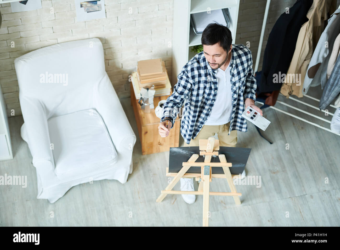Artist workspace hi-res stock photography and images - Alamy