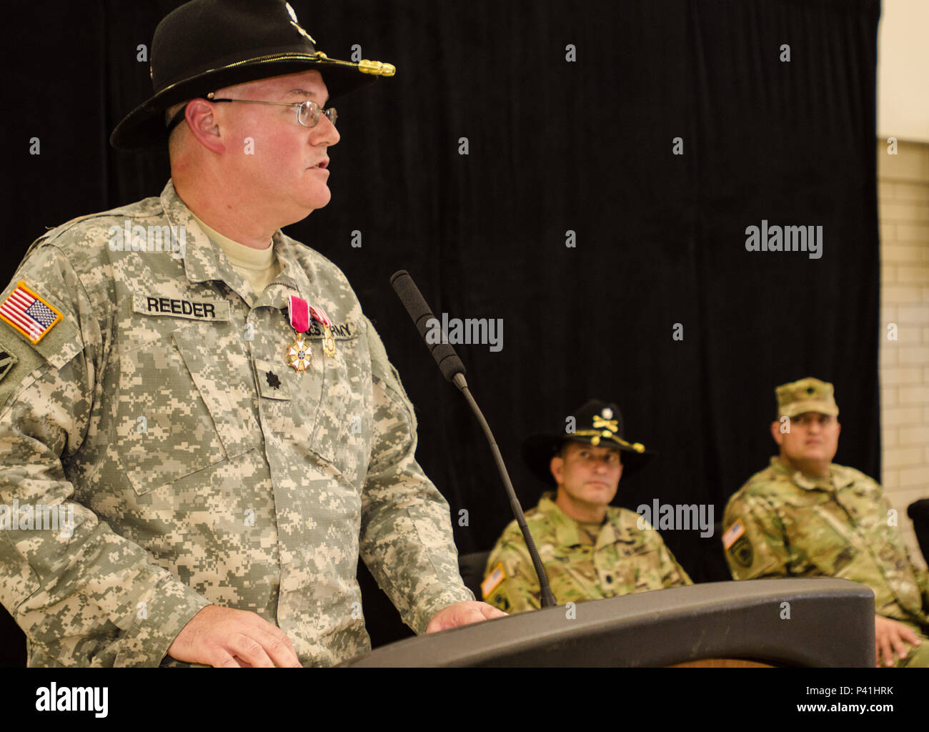 Outgoing commander of the 53rd Infantry Brigade Combat Team's 1st ...