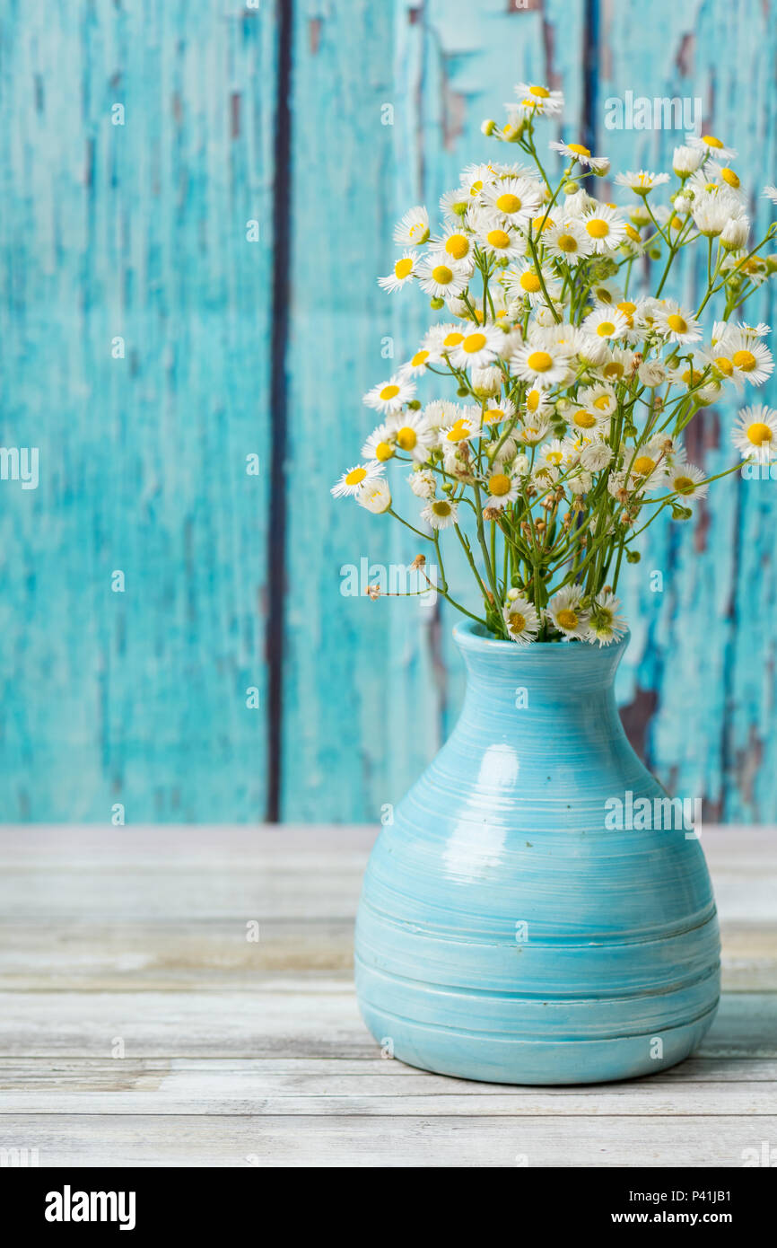 Pottery background hi-res stock photography and images - Alamy