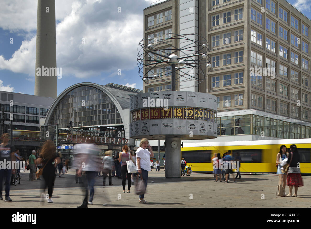 Construction on alexanderplatz hi-res stock photography and images - Alamy
