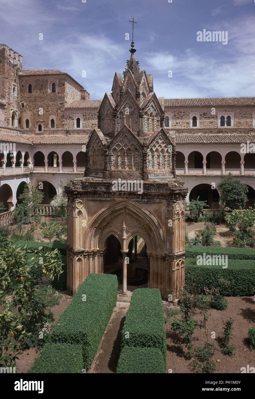 TEMPLETE DEL CLAUSTRO MUDEJAR O DE LOS MILAGROS CONTRUIDO ENTRE 1389 Y 1405 - ARQUITECTURA ...