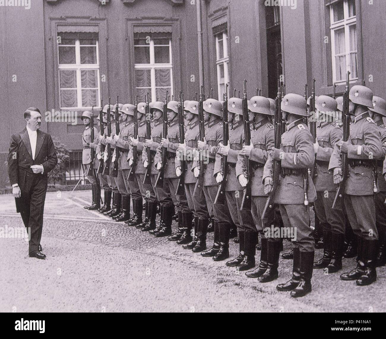 Dictator adolf hitler with his army hi-res stock photography and images ...