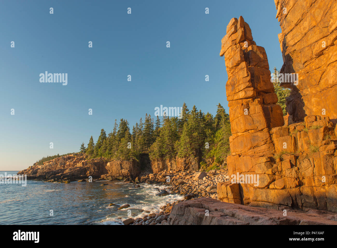 Pinnacle rock formation along coast, Monument Cove, Acadia National ...