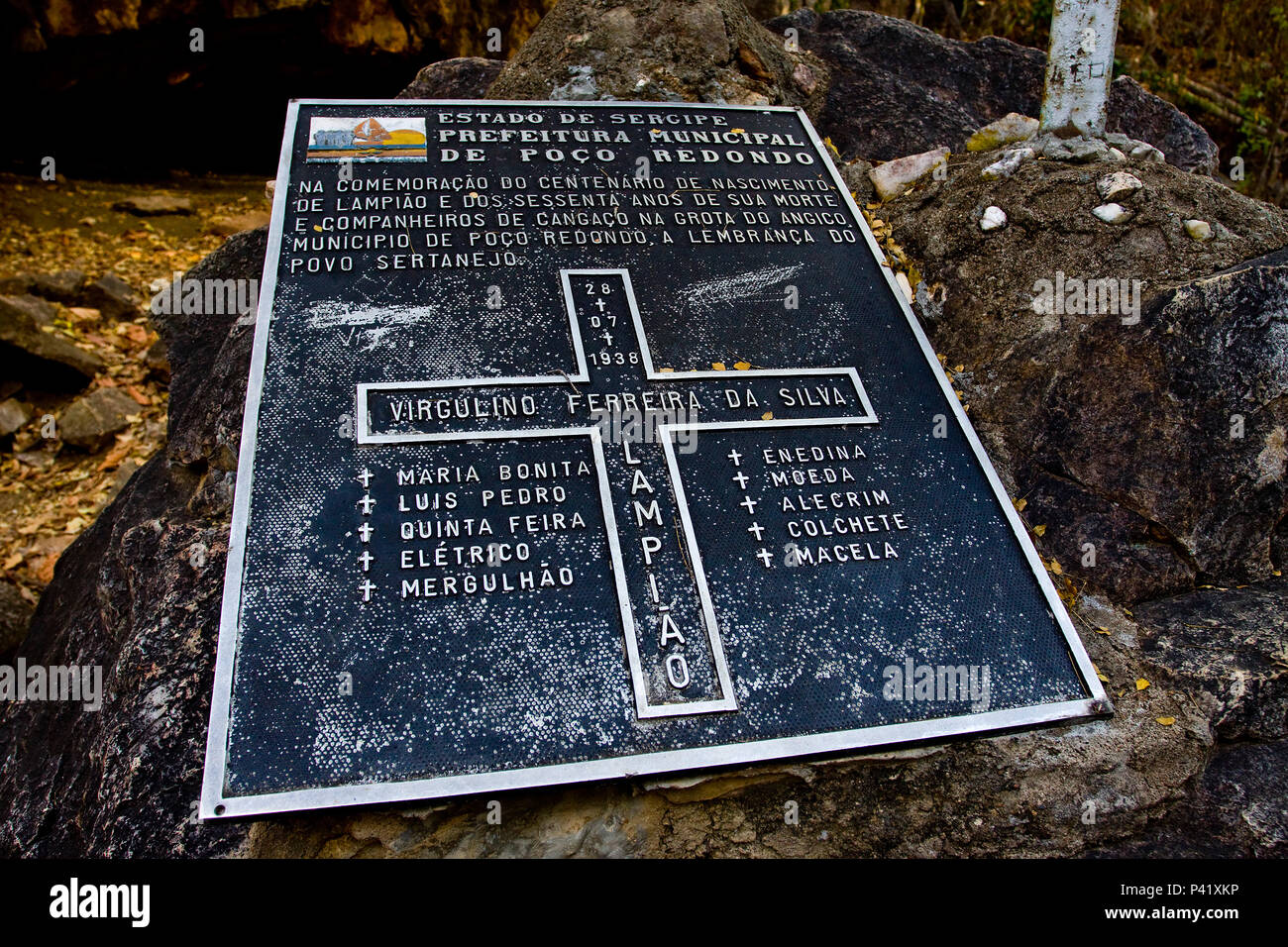 Grota de Angicos - Poço Redondo - Sergipe Morte de Lampião Local da ...