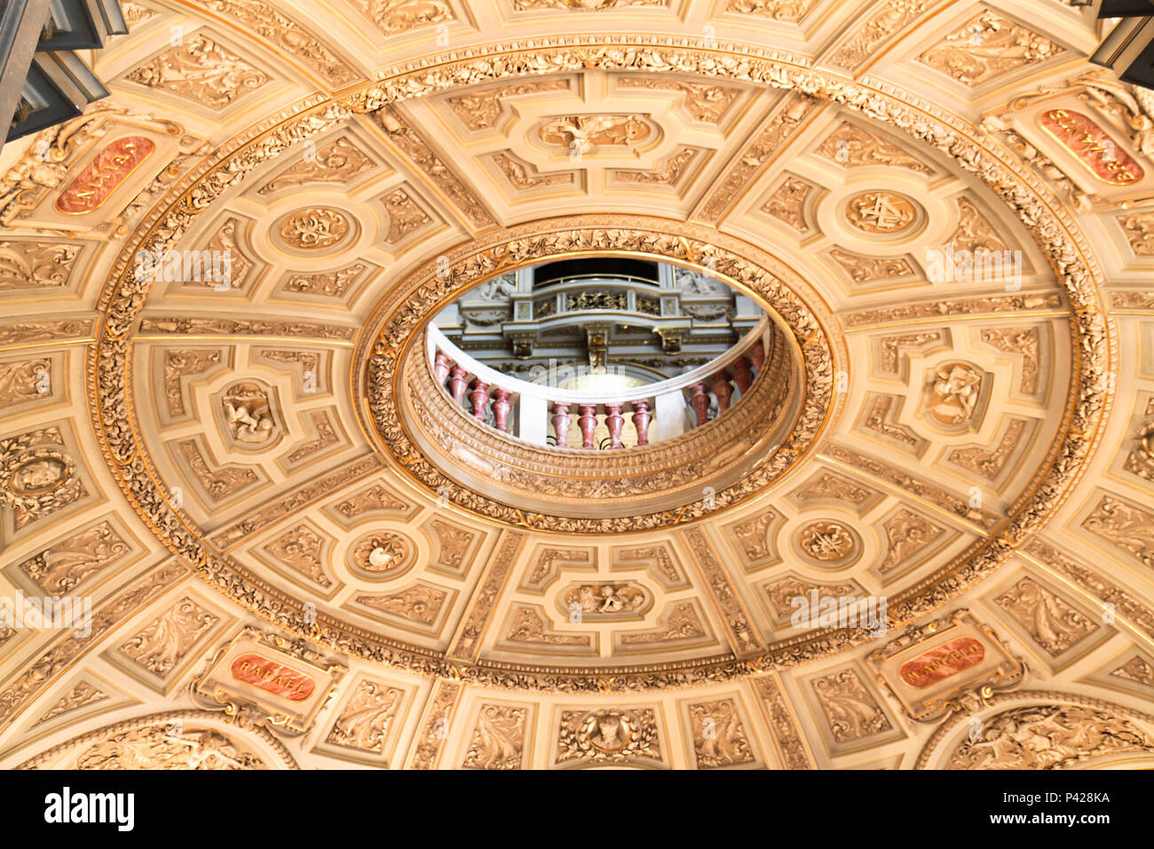 Dome in Kunsthistorisches museum, Vienna,Austria Stock Photo - Alamy