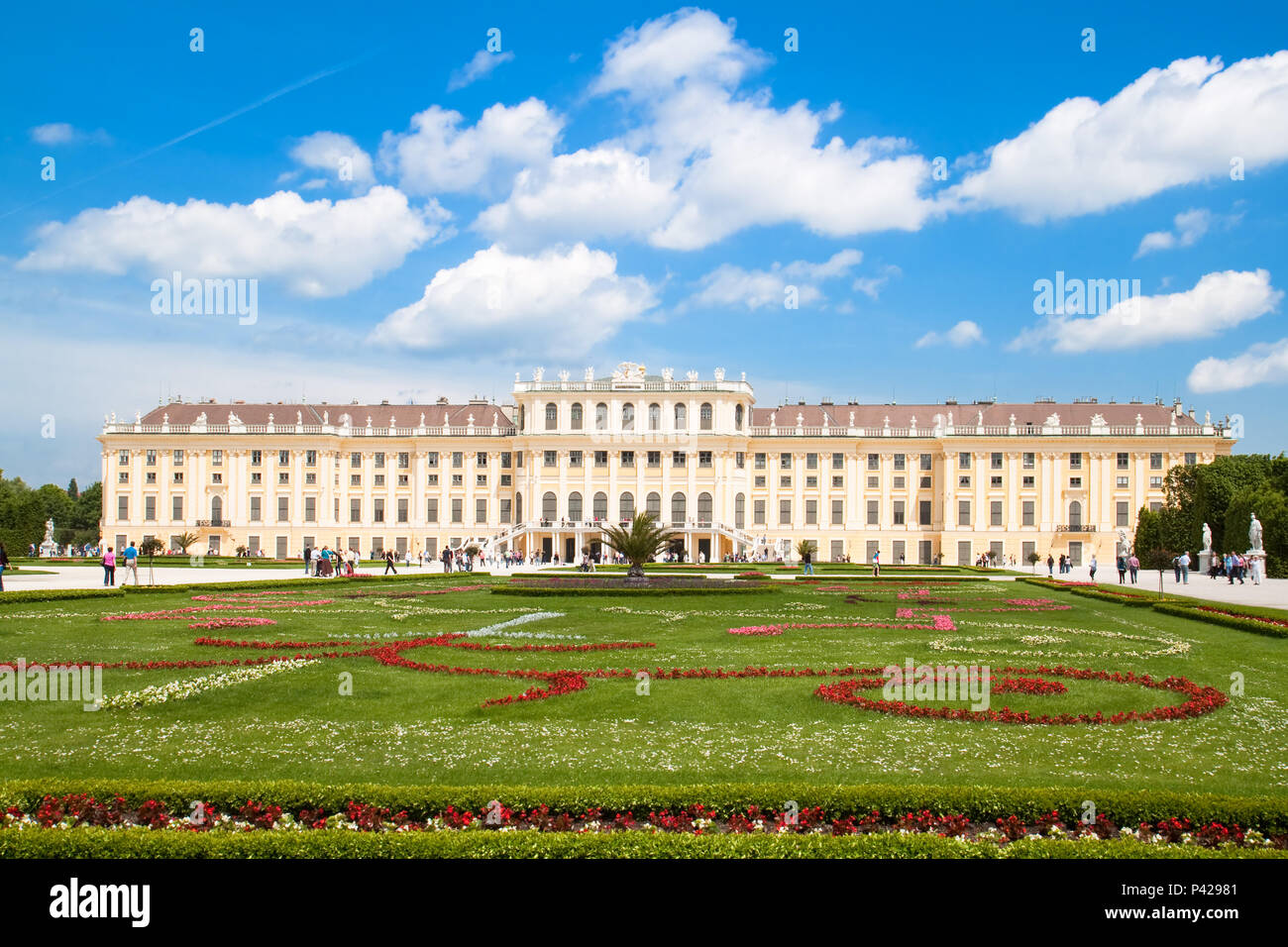 Maria theresia schoenbrunn palace hi-res stock photography and images ...