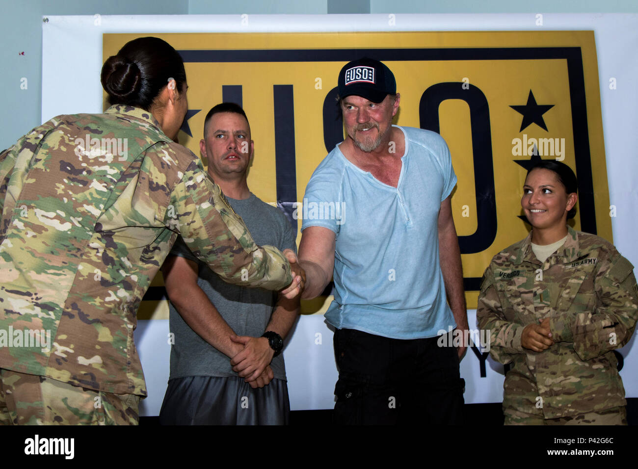 Country music star Trace Adkins meets Soldiers during his visit to Camp ...