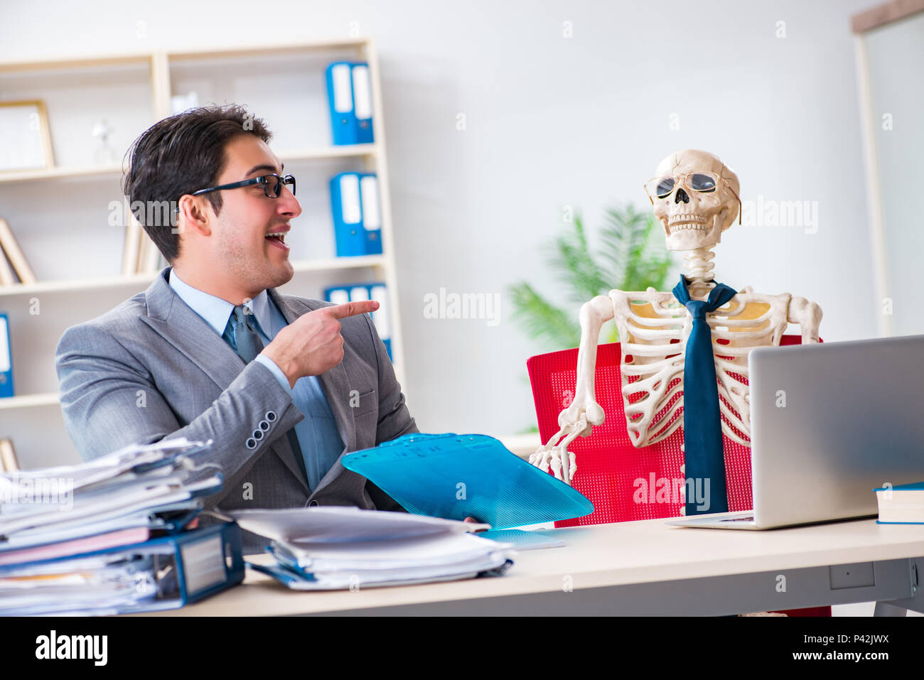 Dead Office Worker Skeleton Stock Photos & Dead Office Worker Skeleton ...