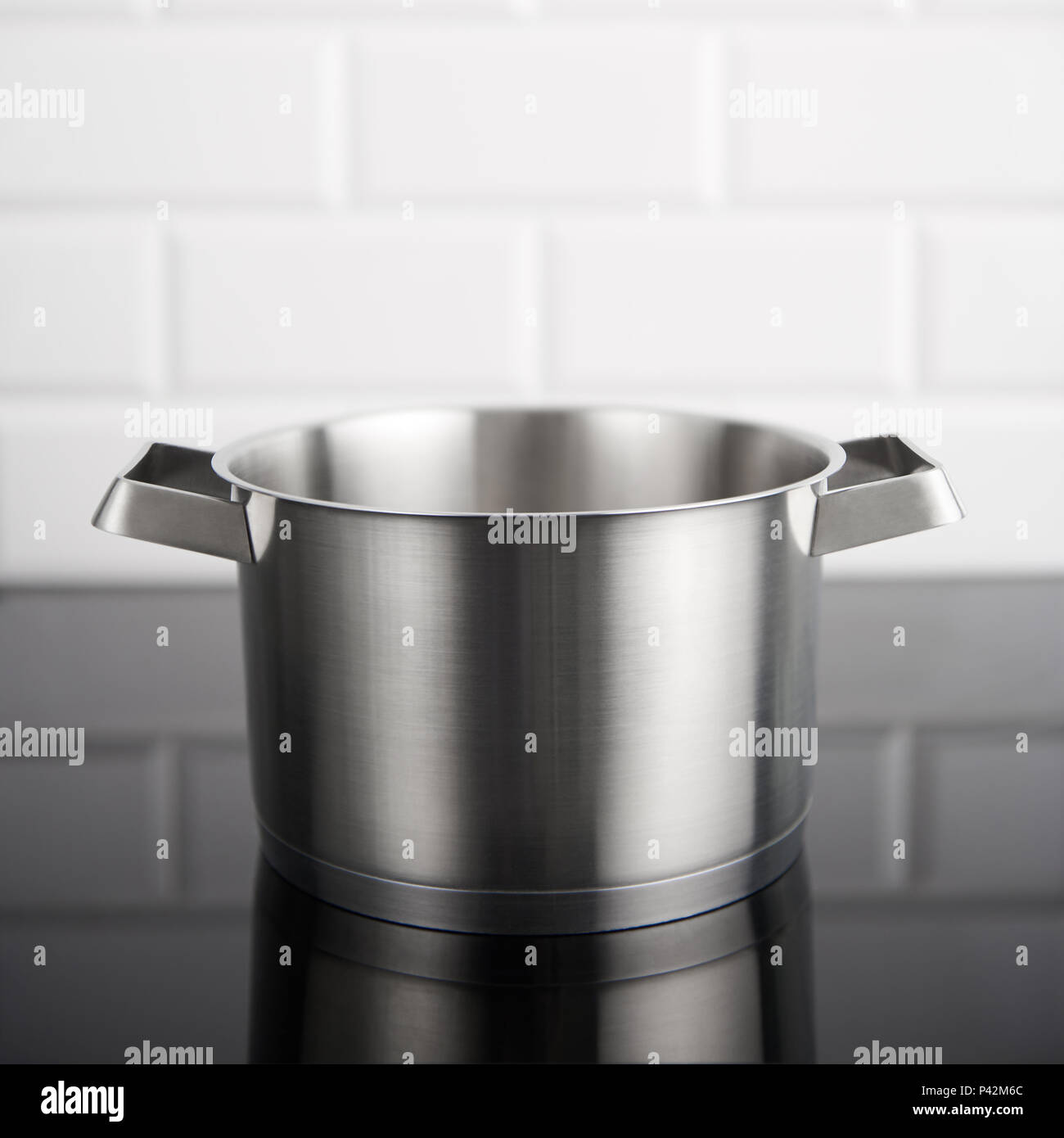 White Square Tiles High Resolution Stock Photography and Images - Alamy