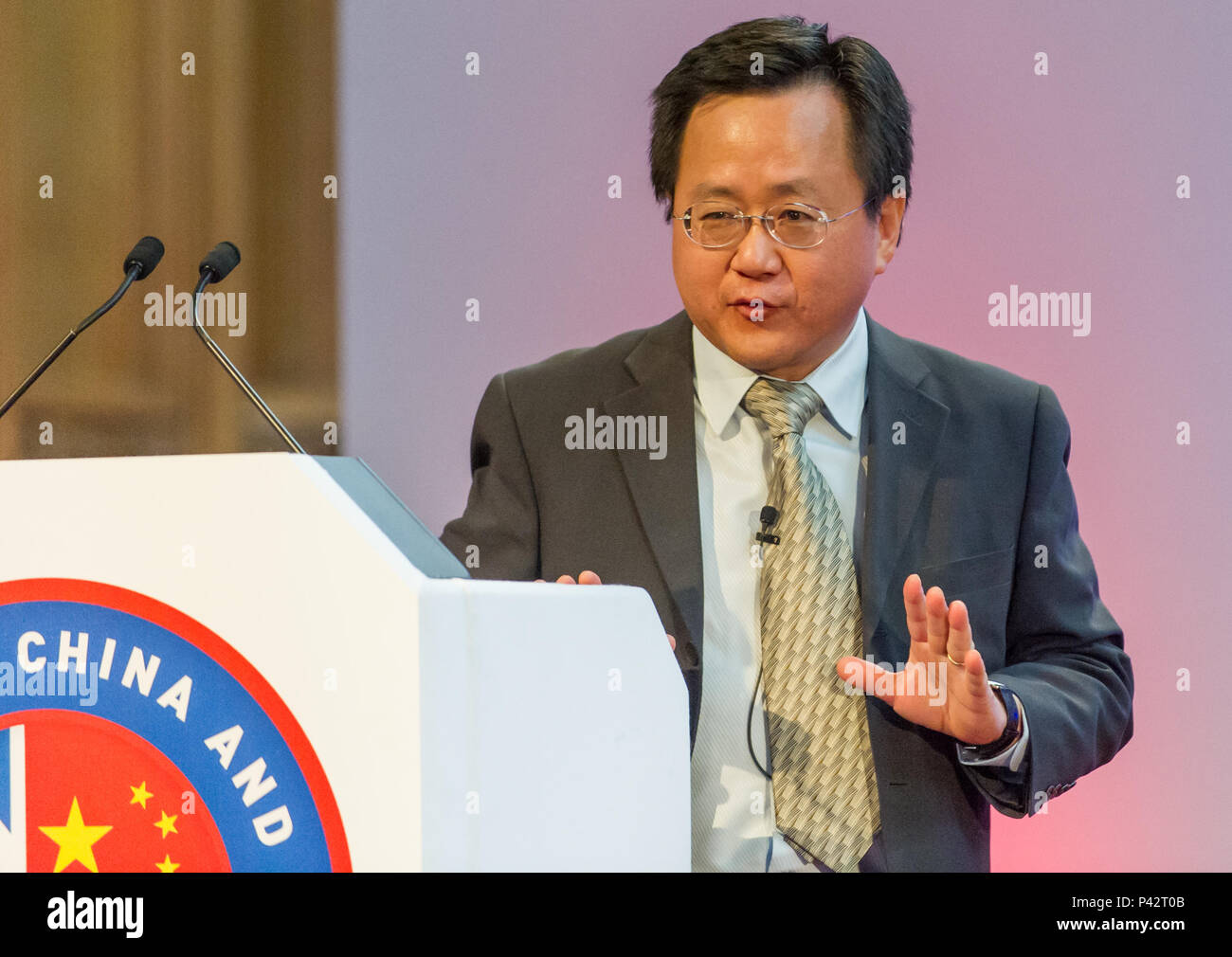 Steve tsang soas hi-res stock photography and images - Alamy