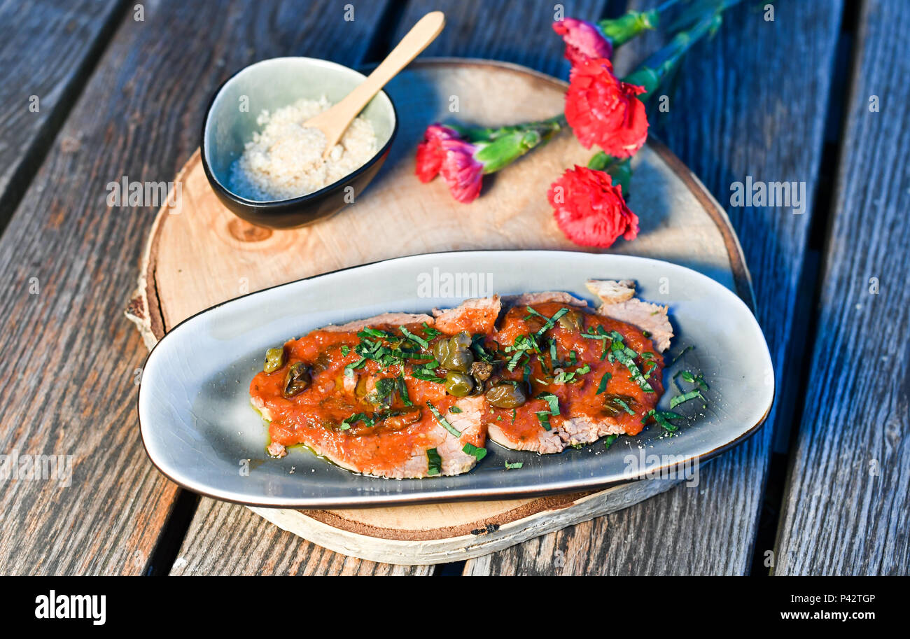 Vitello tomato hi-res stock photography and images - Alamy