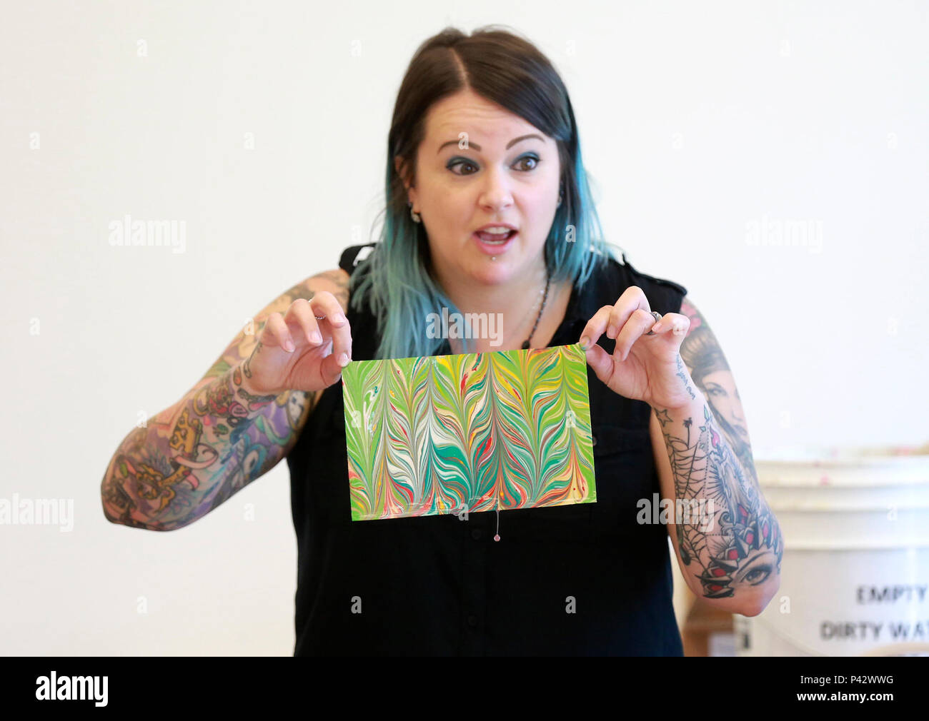 Teaches paper craft hi-res stock photography and images - Alamy