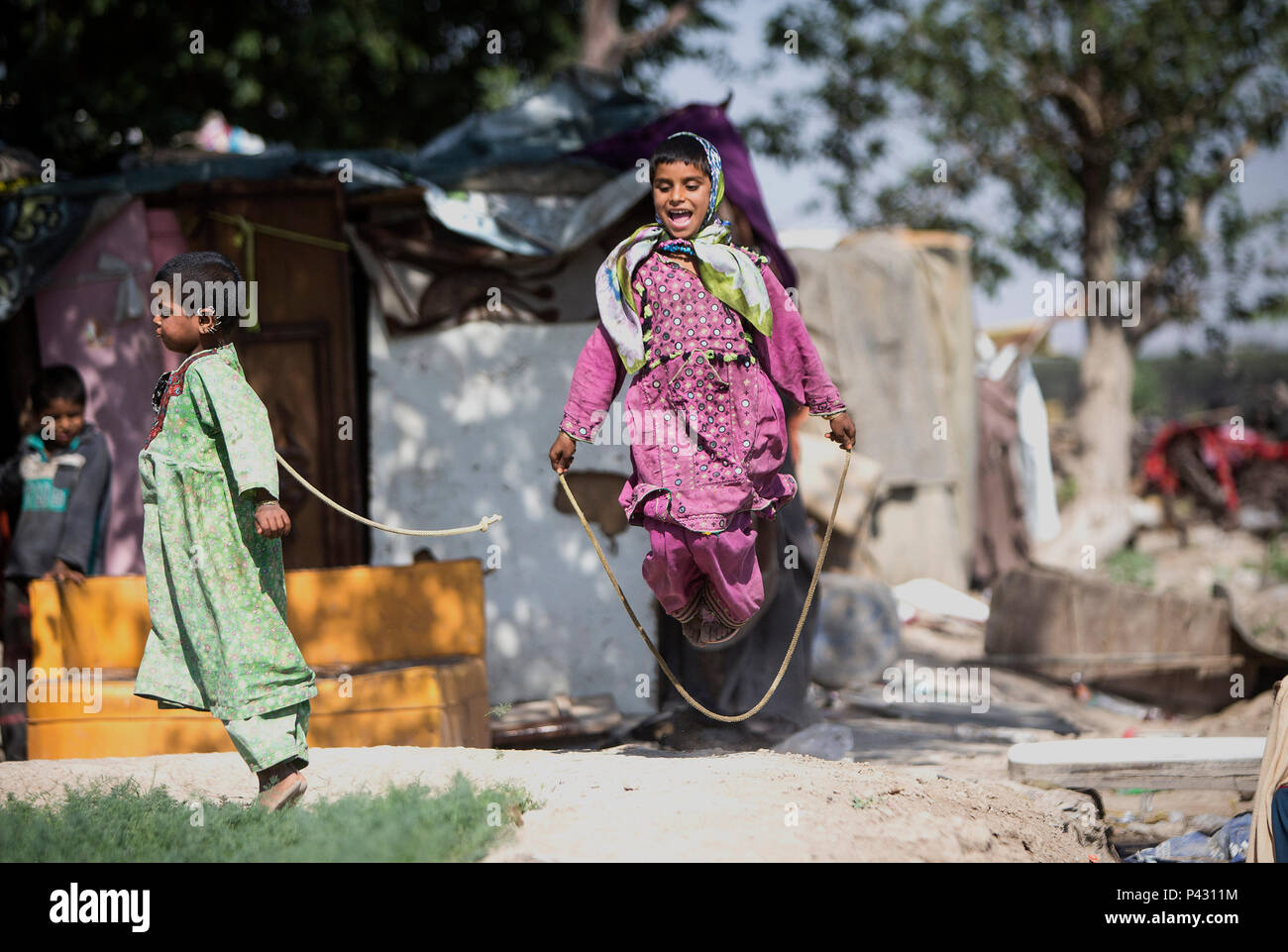 Iran tehran slum hi-res stock photography and images - Alamy