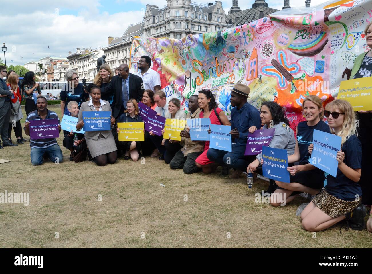 World refugee week hi-res stock photography and images - Alamy