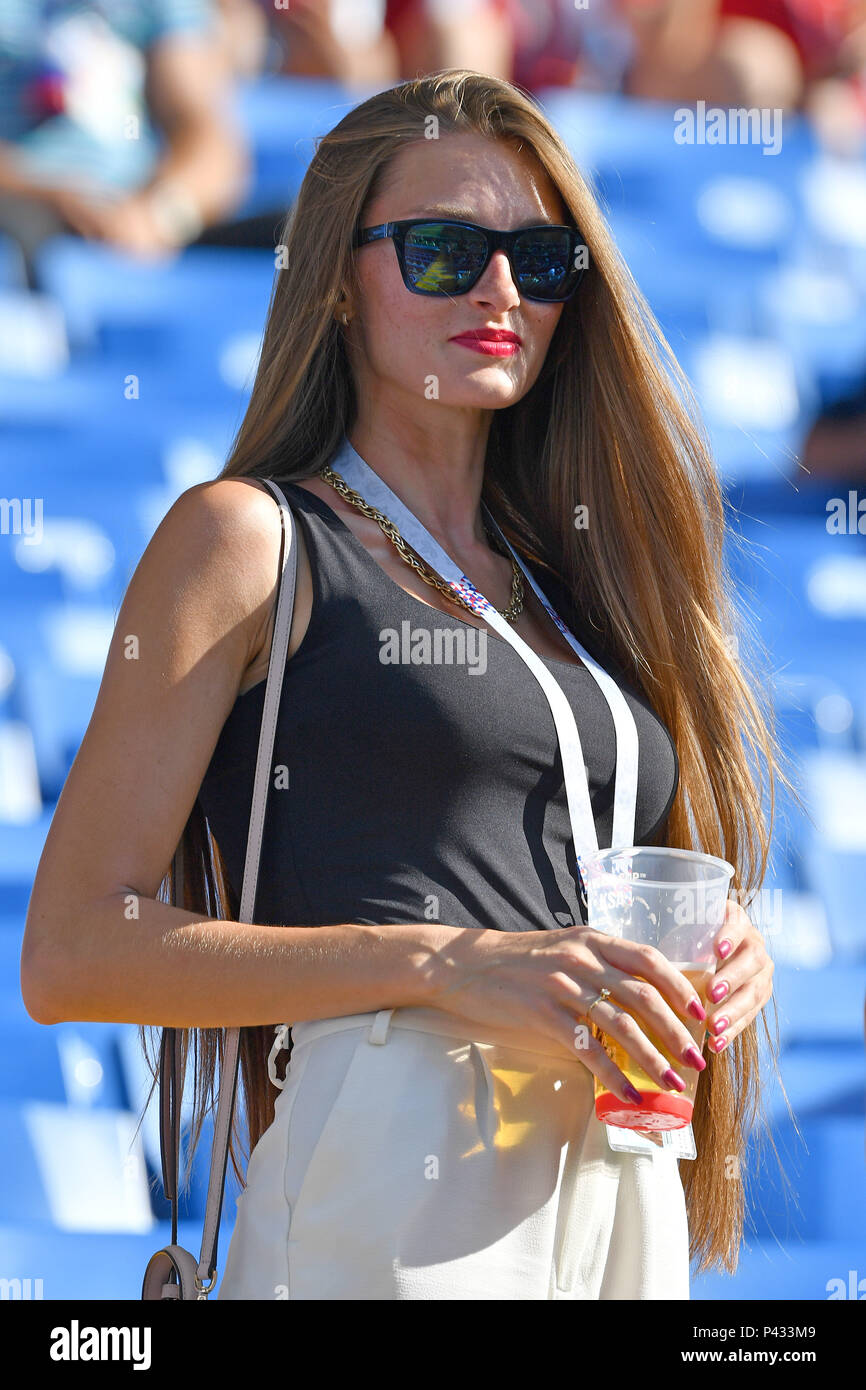 Young russia 1 0 hi-res stock photography and images - Alamy