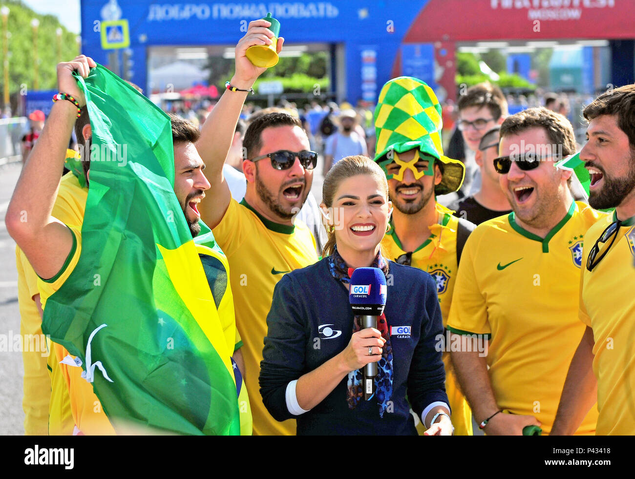 Brazilian football fans russia hi-res stock photography and images - Alamy