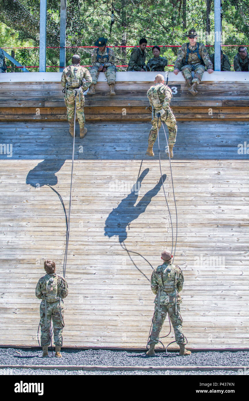 Before tackling the 40-foot wall at Victory Tower, Soldiers in Basic ...