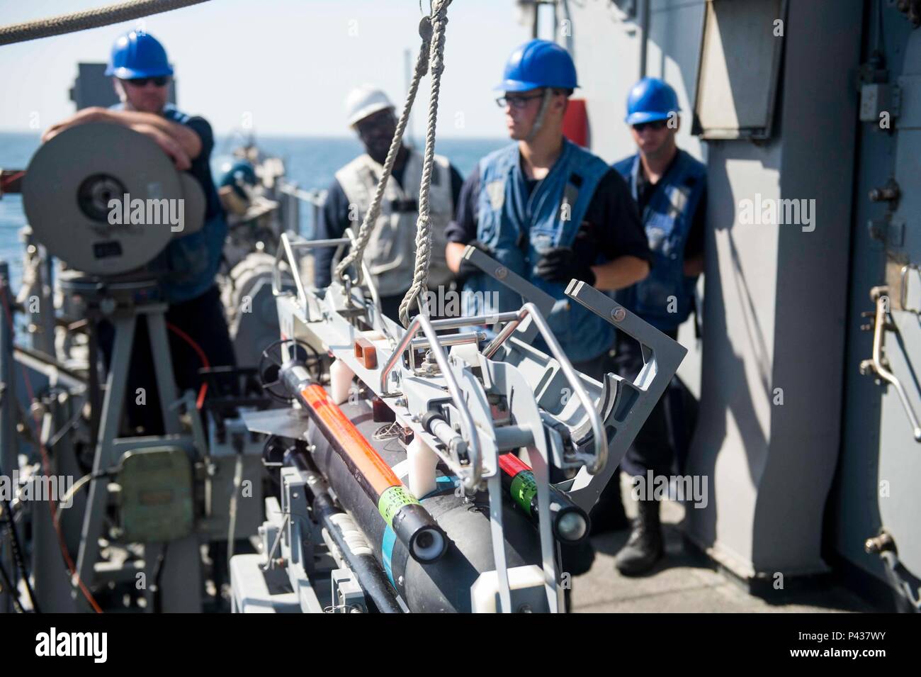 Seafox mine disposal system hi-res stock photography and images - Alamy