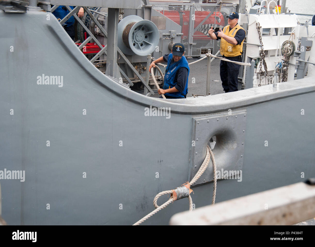 Moored mines hi-res stock photography and images - Alamy