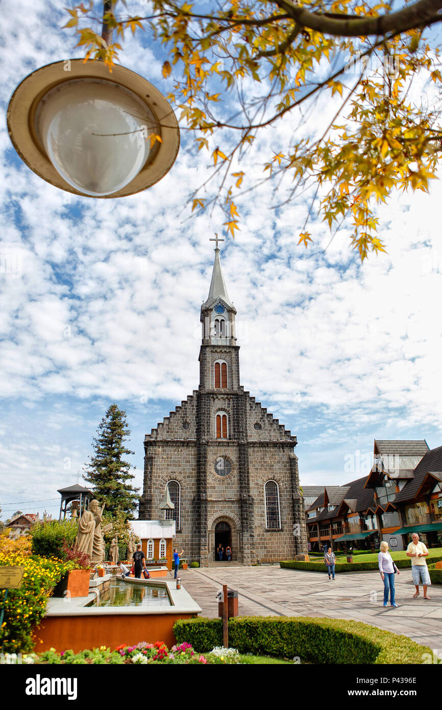 Catedral São Pedro em Gramado, RS Stock Photo - Alamy