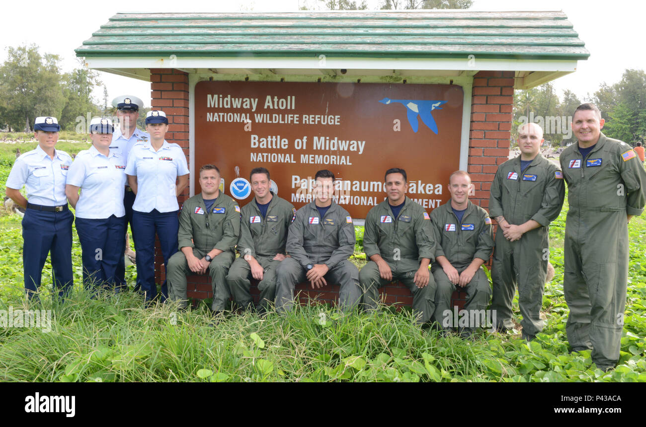 A Coast Guard color guard from Base Honolulu and crewmembers from U.S ...