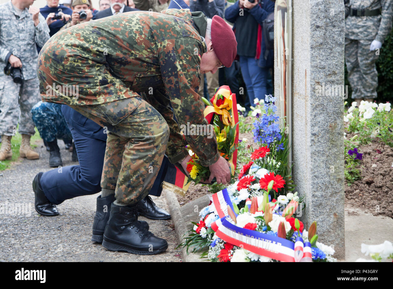 Us 90th infantry division hi-res stock photography and images - Alamy