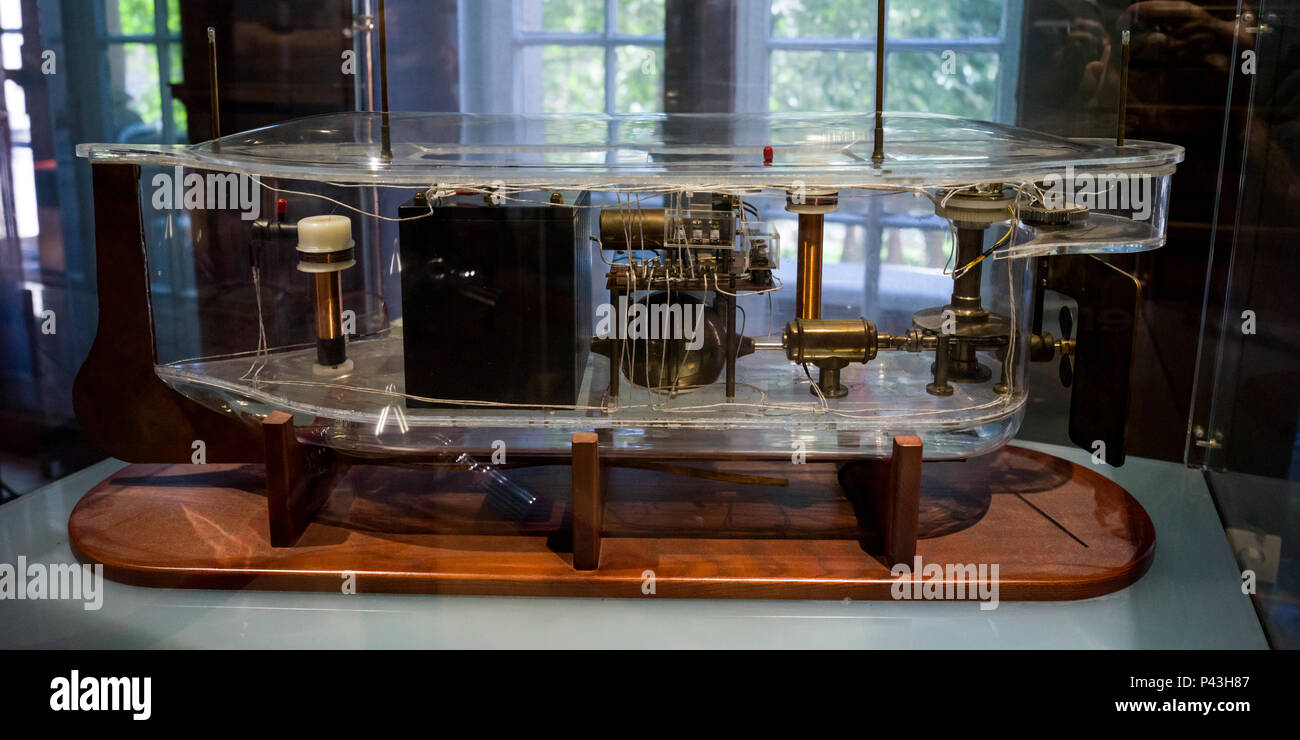 Encased mechanical instruments on display in a museum, Nikola Tesla ...