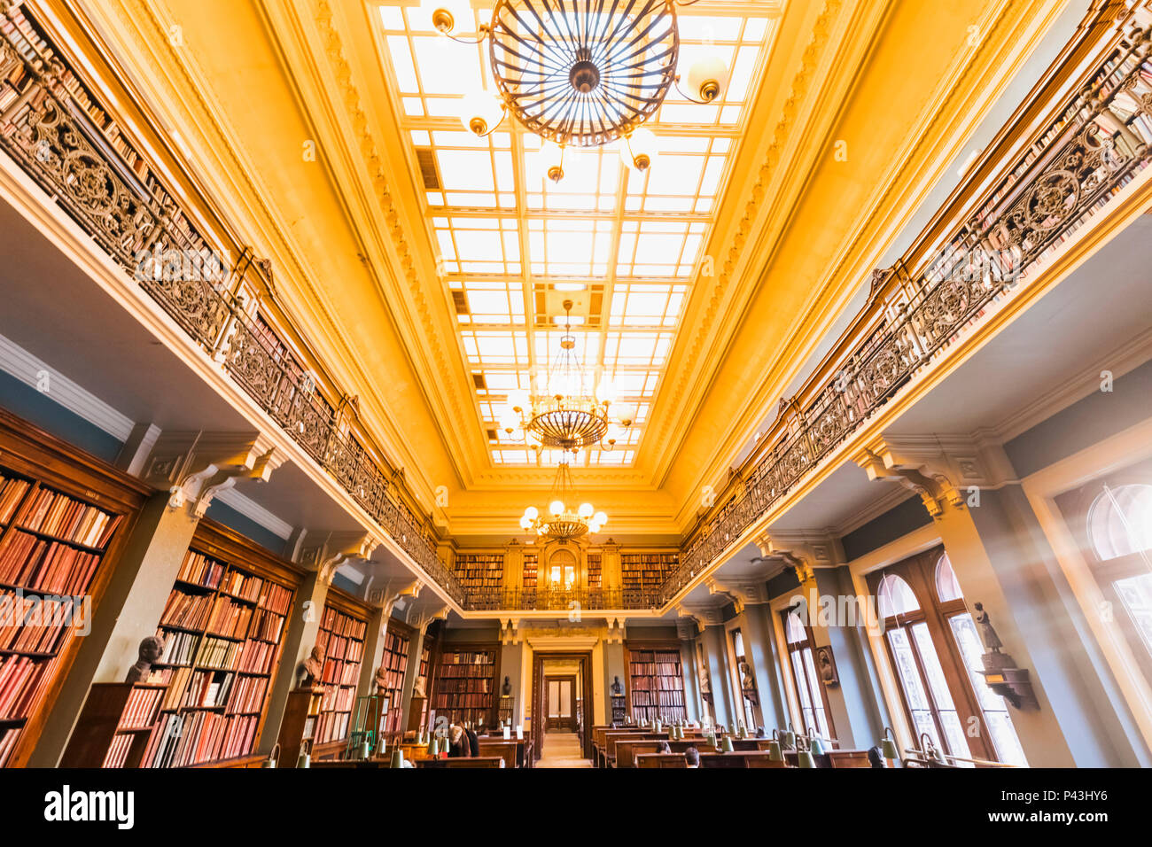 England, London, Knightsbridge, Victoria and Albert Museum, National ...