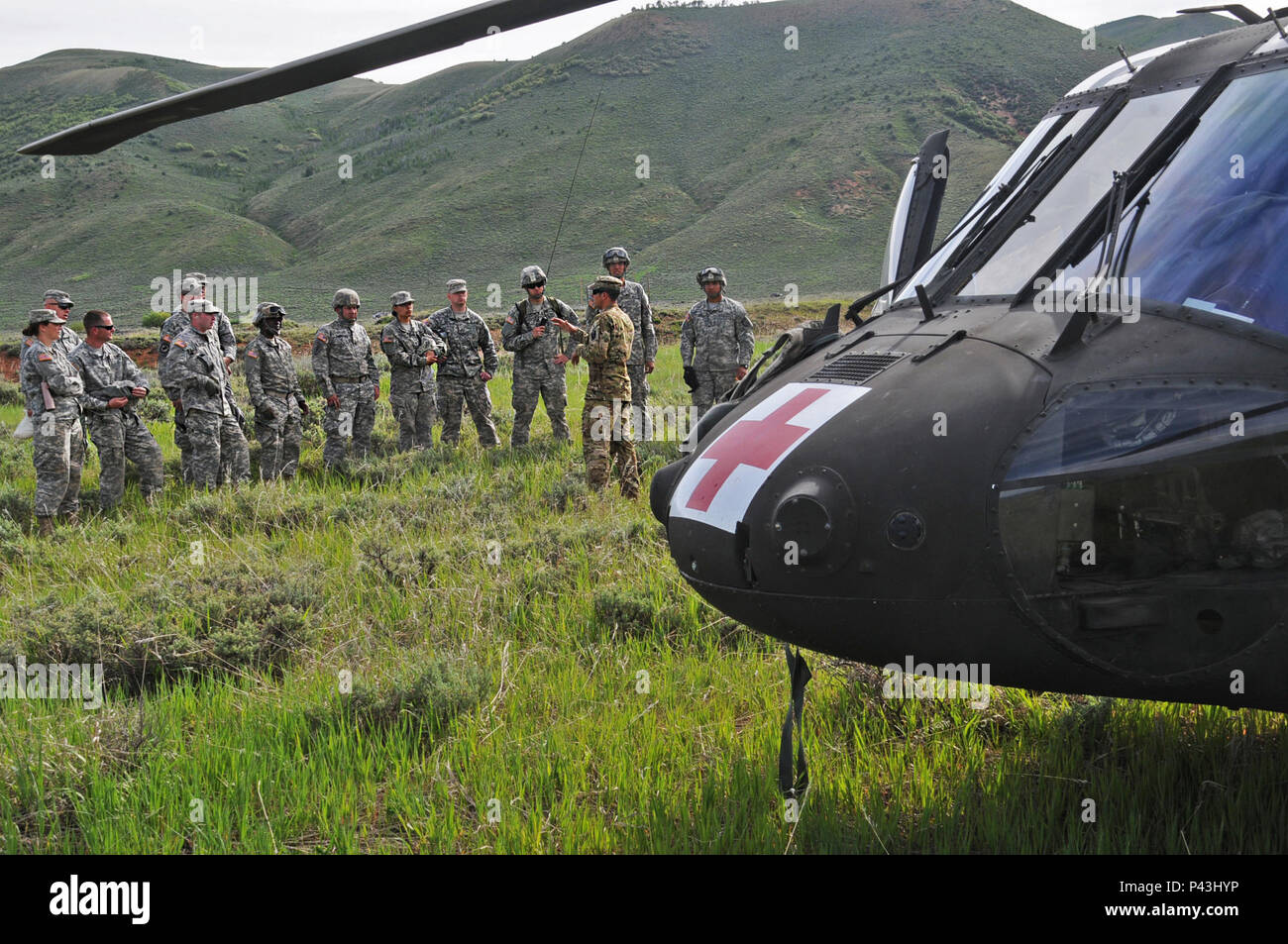 Soldiers with A Company, 489th Brigade Support Battalion, in ...