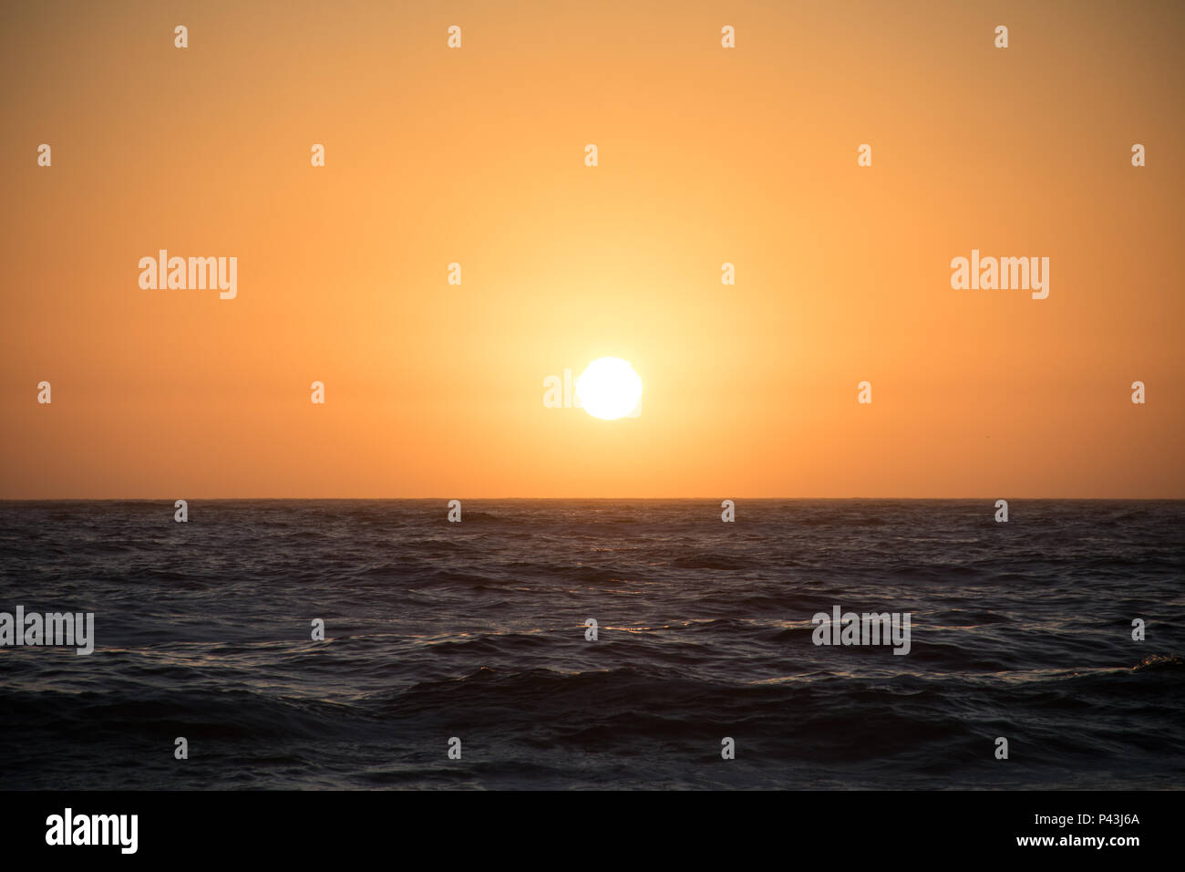 Mount shasta view pacific hi-res stock photography and images - Alamy